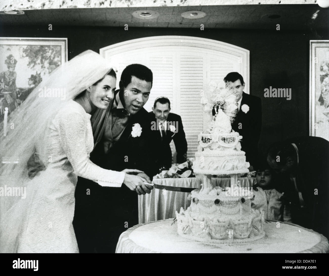 CHUBBY CHECKER wedding to Dutch Beauty Queen Rina Lodders 20 April 1964 ...
