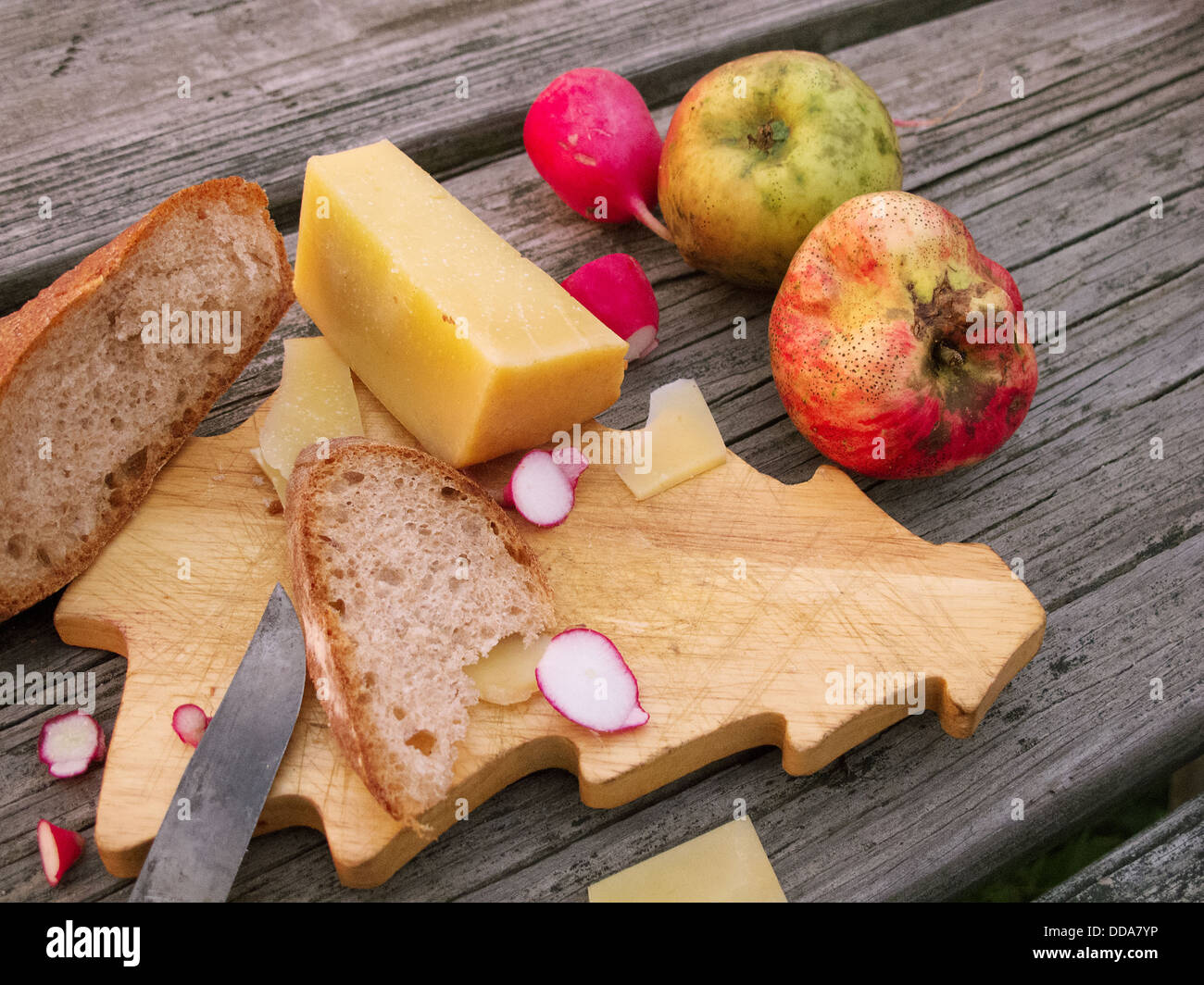 Pick nick table hi-res stock photography and images - Alamy