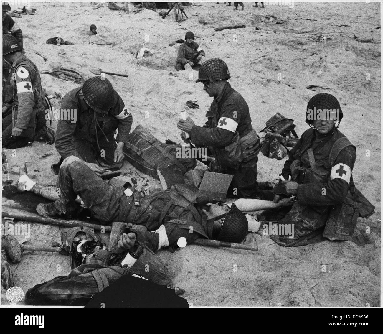 Wwii american soldiers in europe hi-res stock photography and images ...