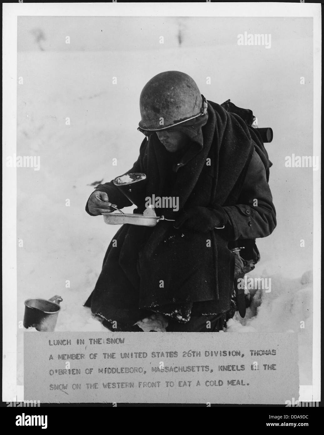 American soldiers lunch hi-res stock photography and images - Alamy