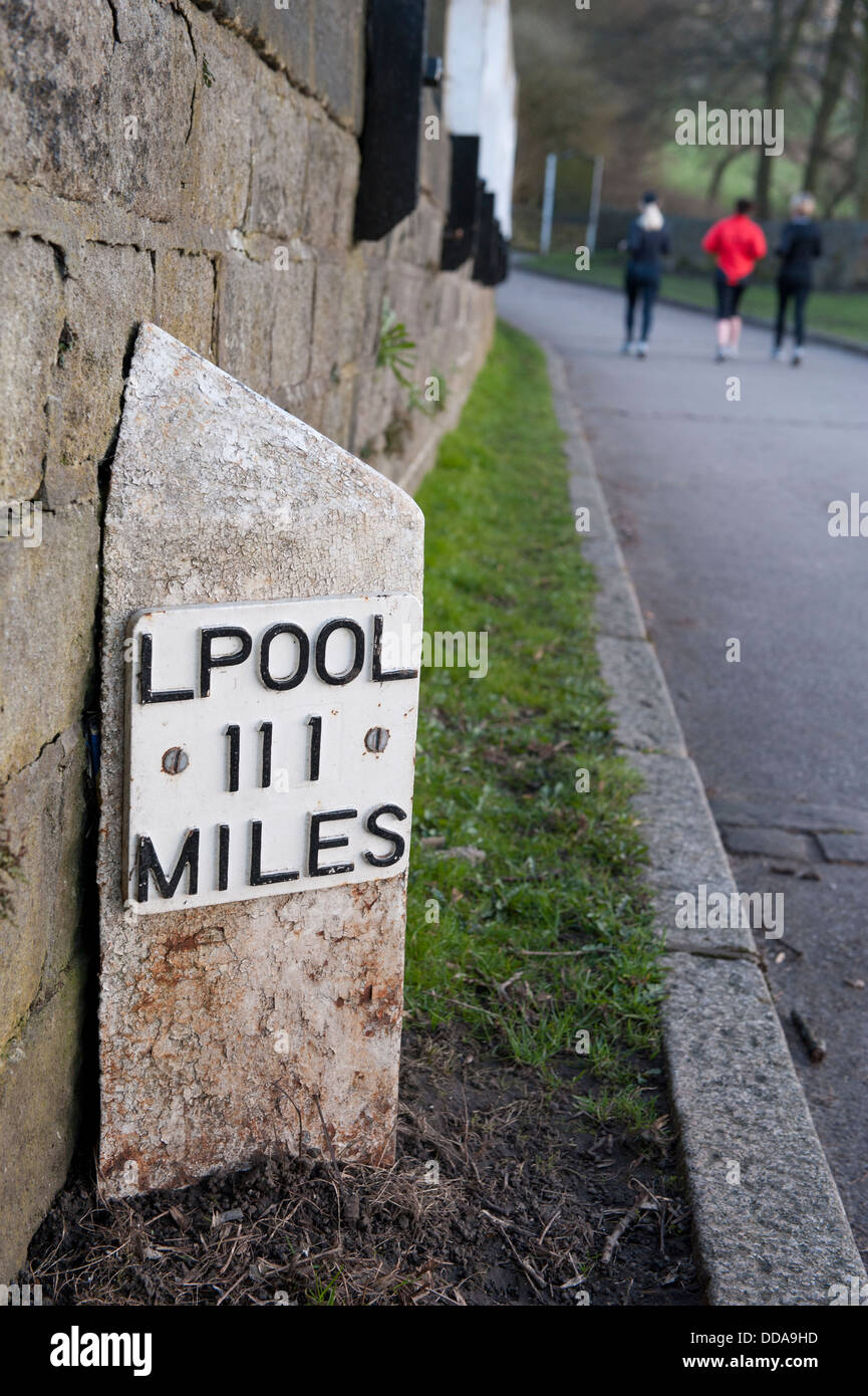 3 rise locks hi-res stock photography and images - Alamy