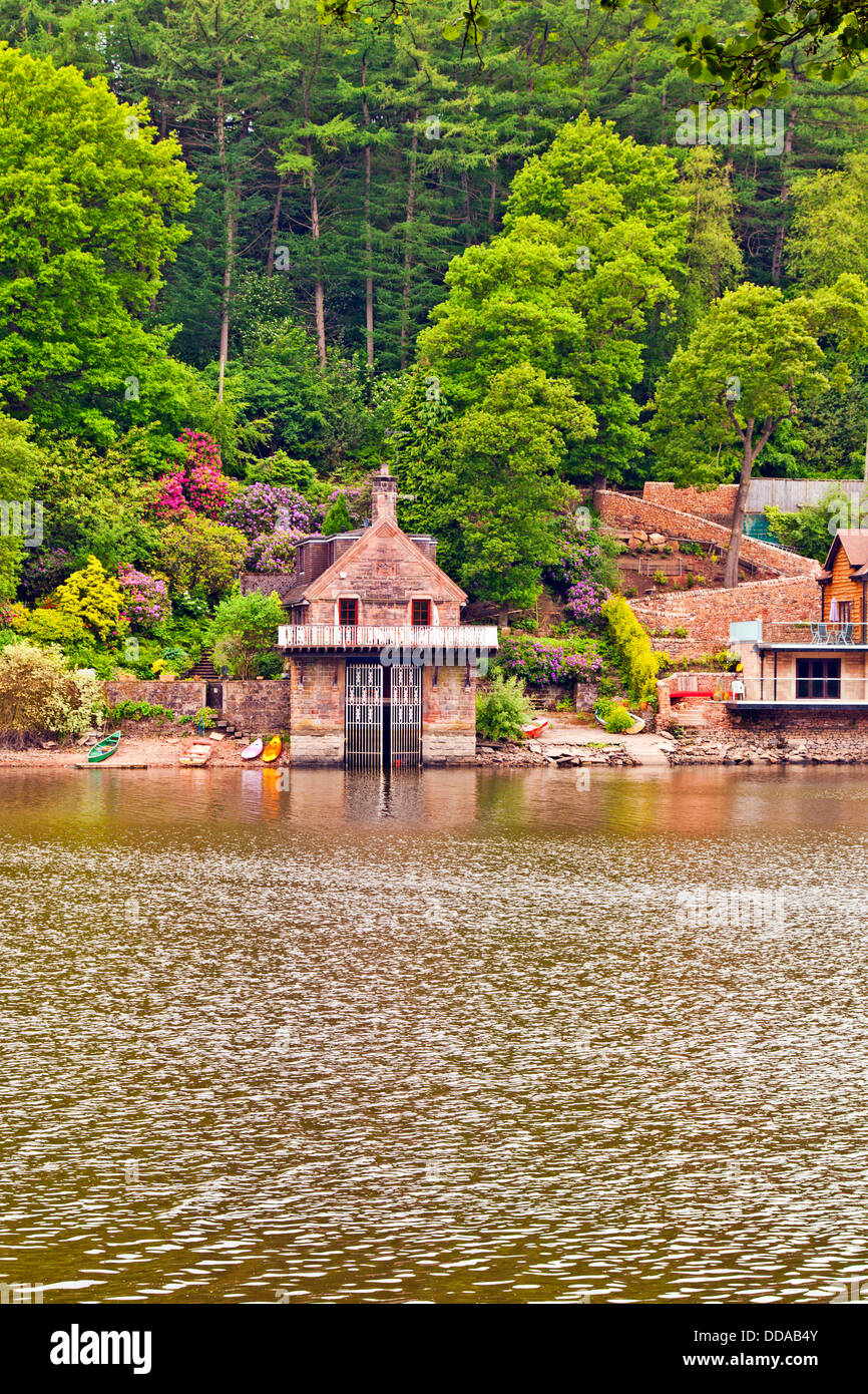 Cottage garden lakes district hi-res stock photography and images - Alamy