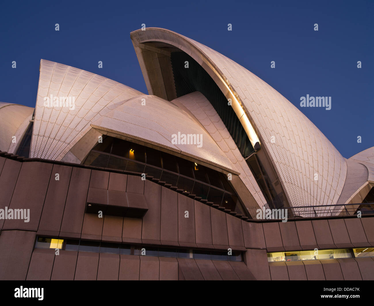 dh Sydney Opera House SYDNEY AUSTRALIA Sydney Opera House roof floodlit ...