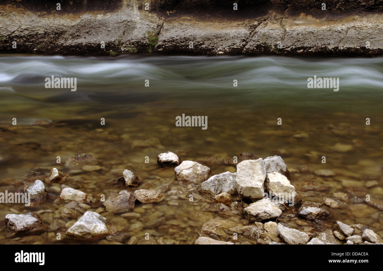 Long shot river hi-res stock photography and images - Alamy