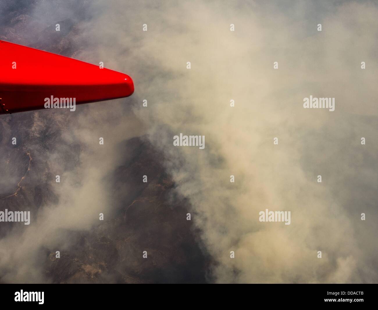 California, USA. 29th Aug, 2013. Smoke from the Rim Fire, a huge ...