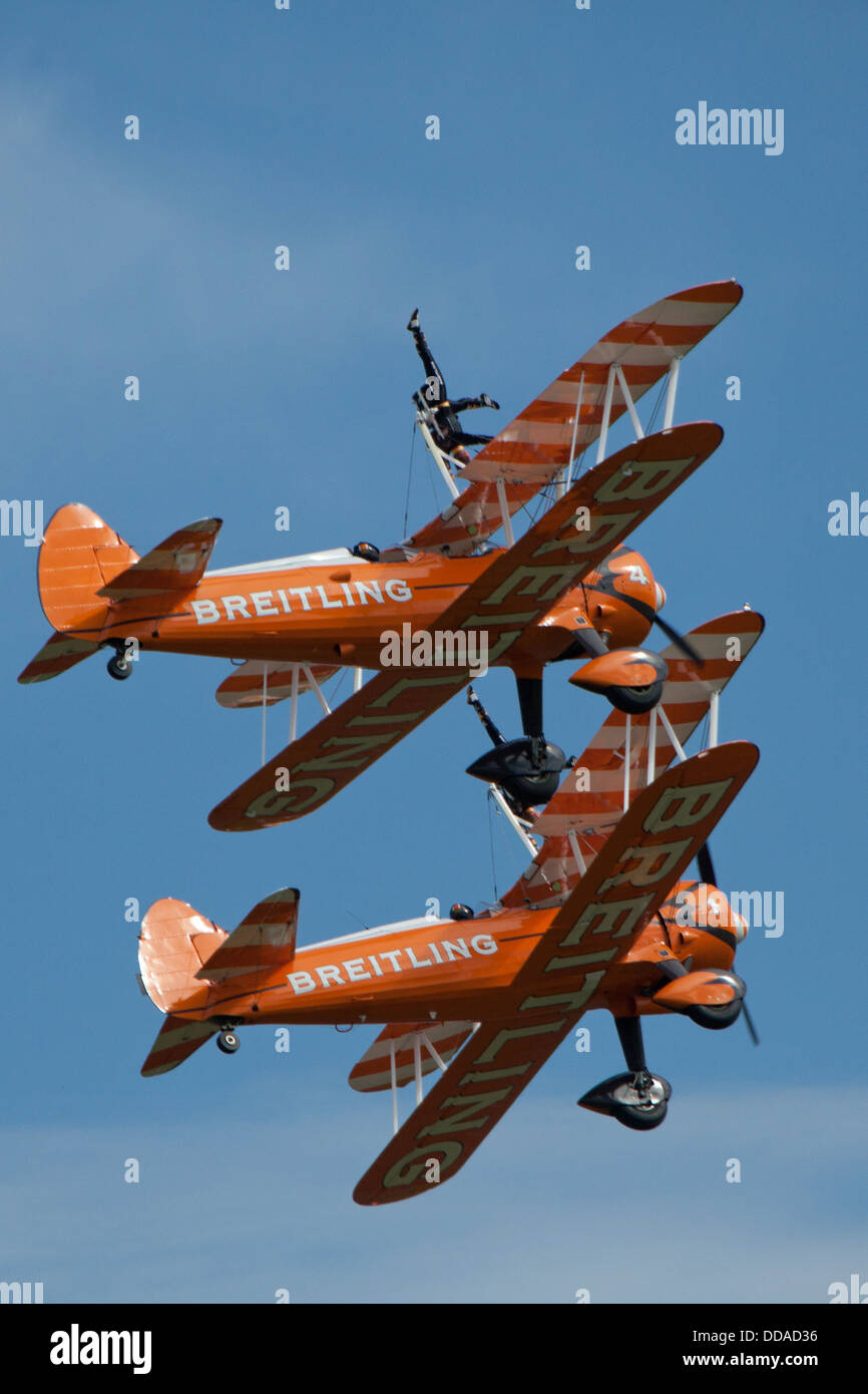 Old wing walking hi-res stock photography and images - Alamy