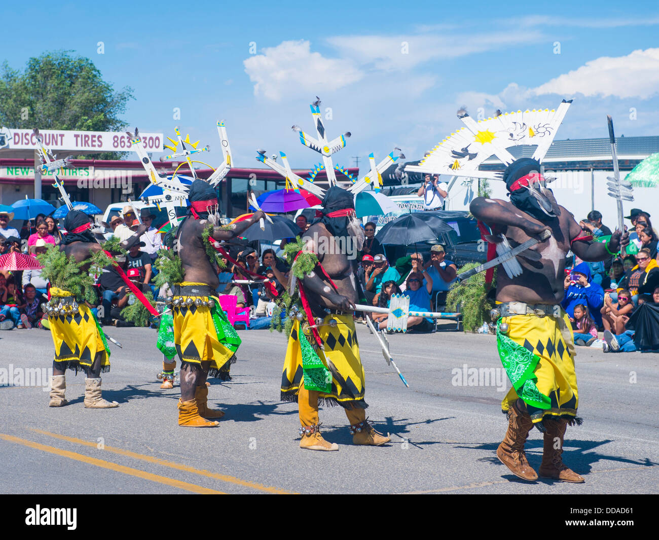 Apache dancers with traditional costume participates at the 92 annual ...