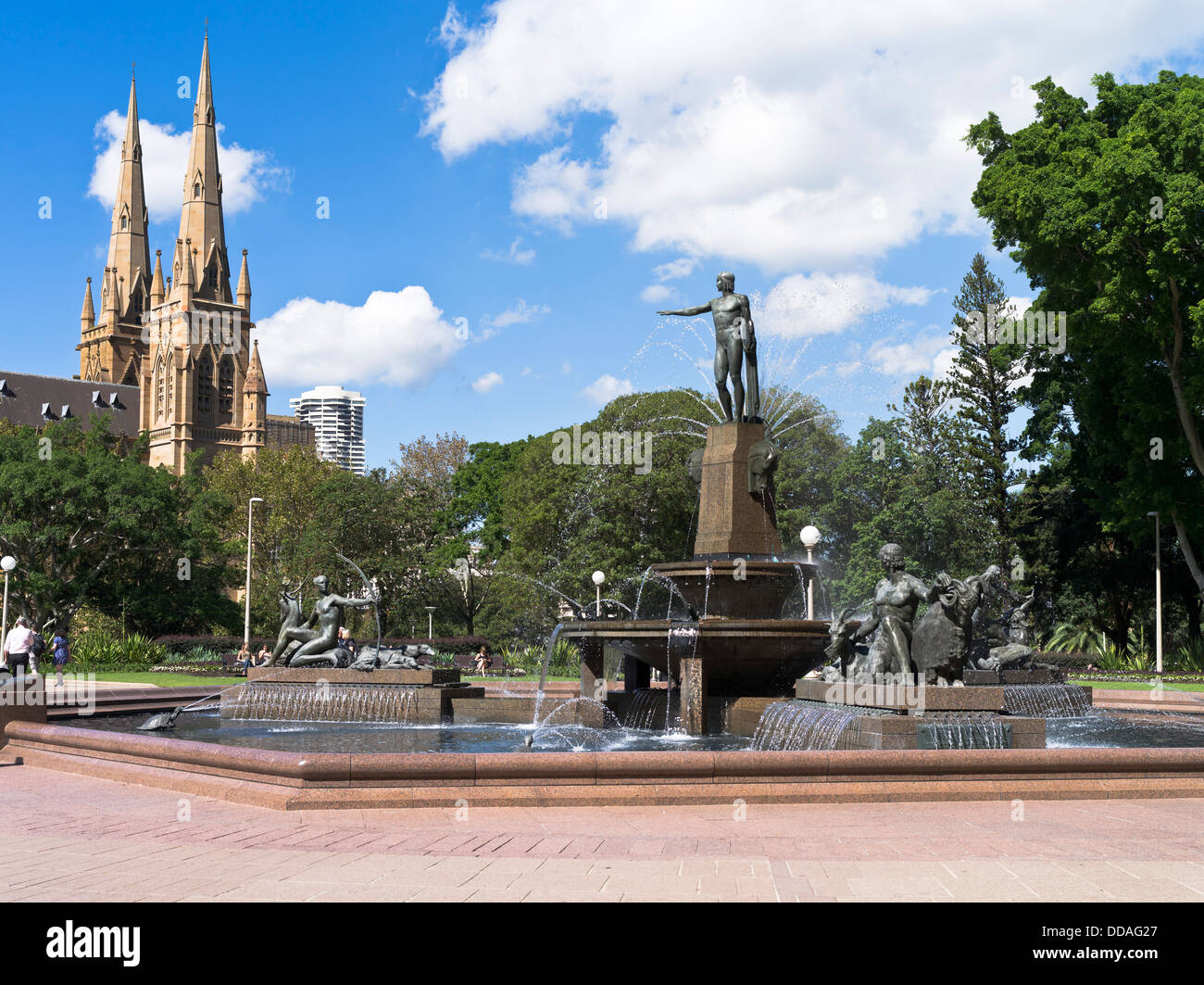 dh Hyde Park SYDNEY AUSTRALIA JF Archibald Memorial Fountain pool St ...