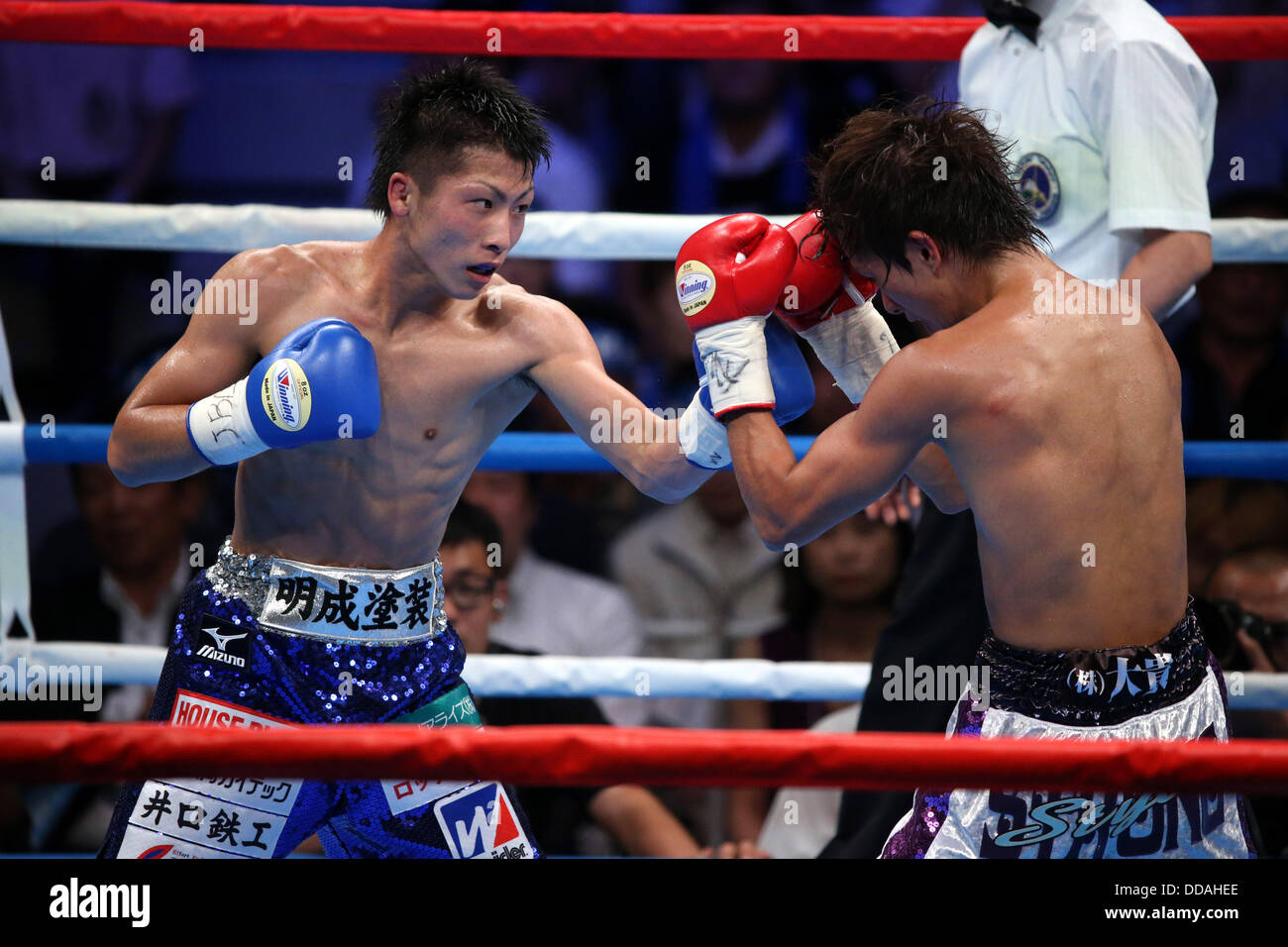 Kanagawa, Japan. 25th Aug, 2013. (L to R) Naoya Inoue, Ryoichi Taguchi ...