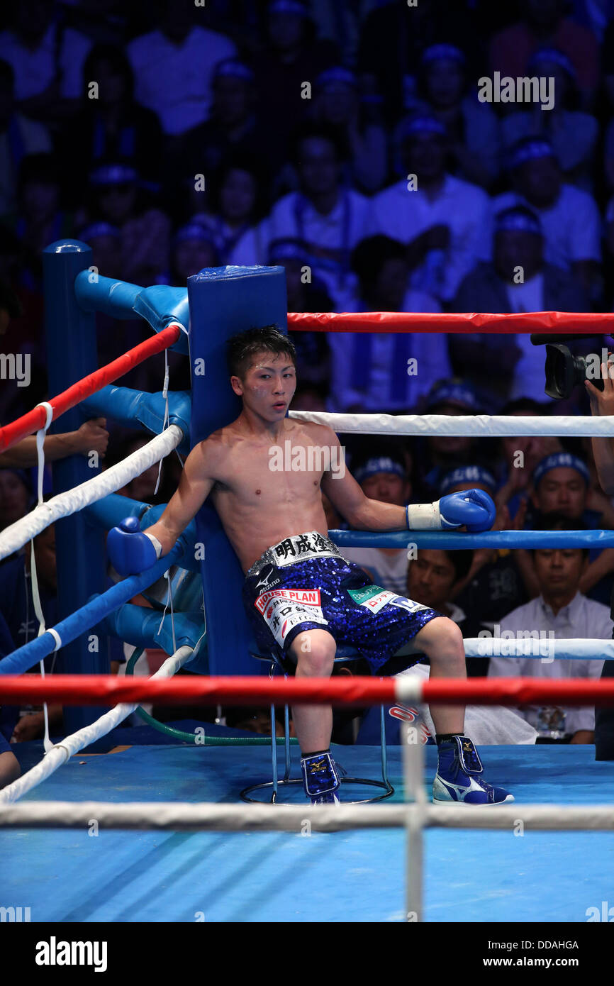 Kanagawa, Japan. 25th Aug, 2013. Naoya Inoue Boxing : Naoya Inoue hits ...
