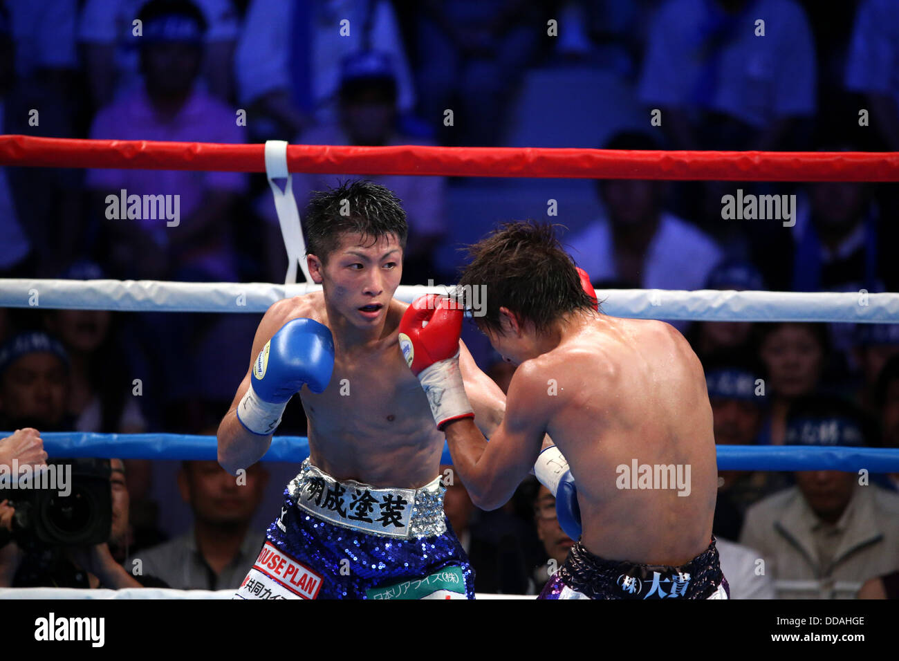 Kanagawa, Japan. 25th Aug, 2013. (L to R) Naoya Inoue, Ryoichi Taguchi ...