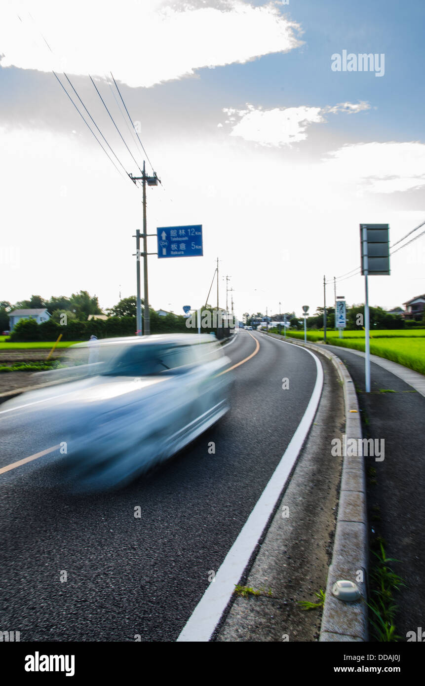 Passing cars hi-res stock photography and images - Alamy