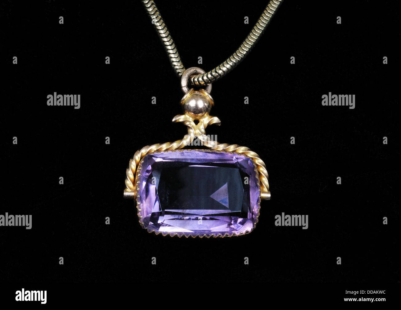 Snake necklace hi-res stock photography and images - Alamy