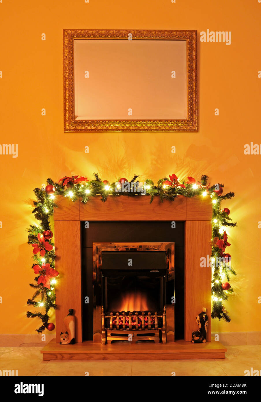 Garlands of fires hi-res stock photography and images - Alamy
