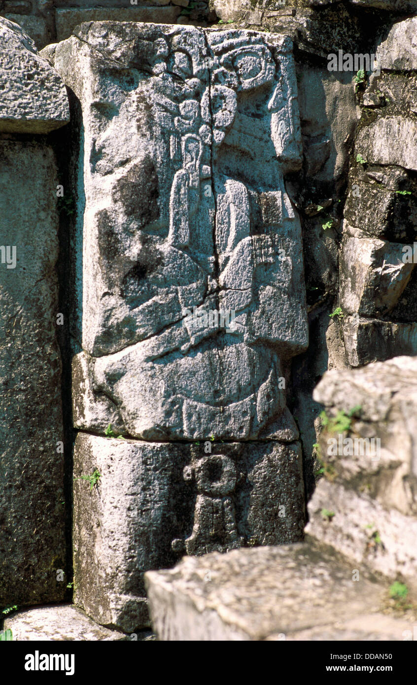 Slave´s courtyard. Mayan ruins in Palenque. Chiapas. Mexico Stock Photo ...