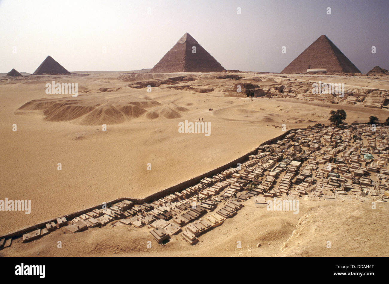 Chephren Pyramid High Resolution Stock Photography and Images - Alamy