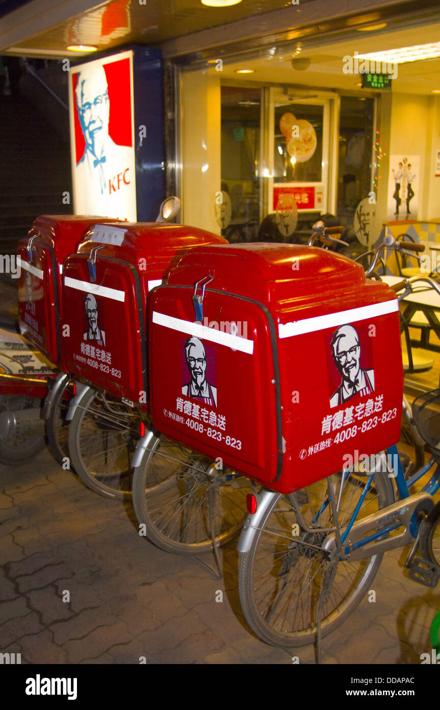 Kfc Delivery High Resolution Stock Photography and Images - Alamy
