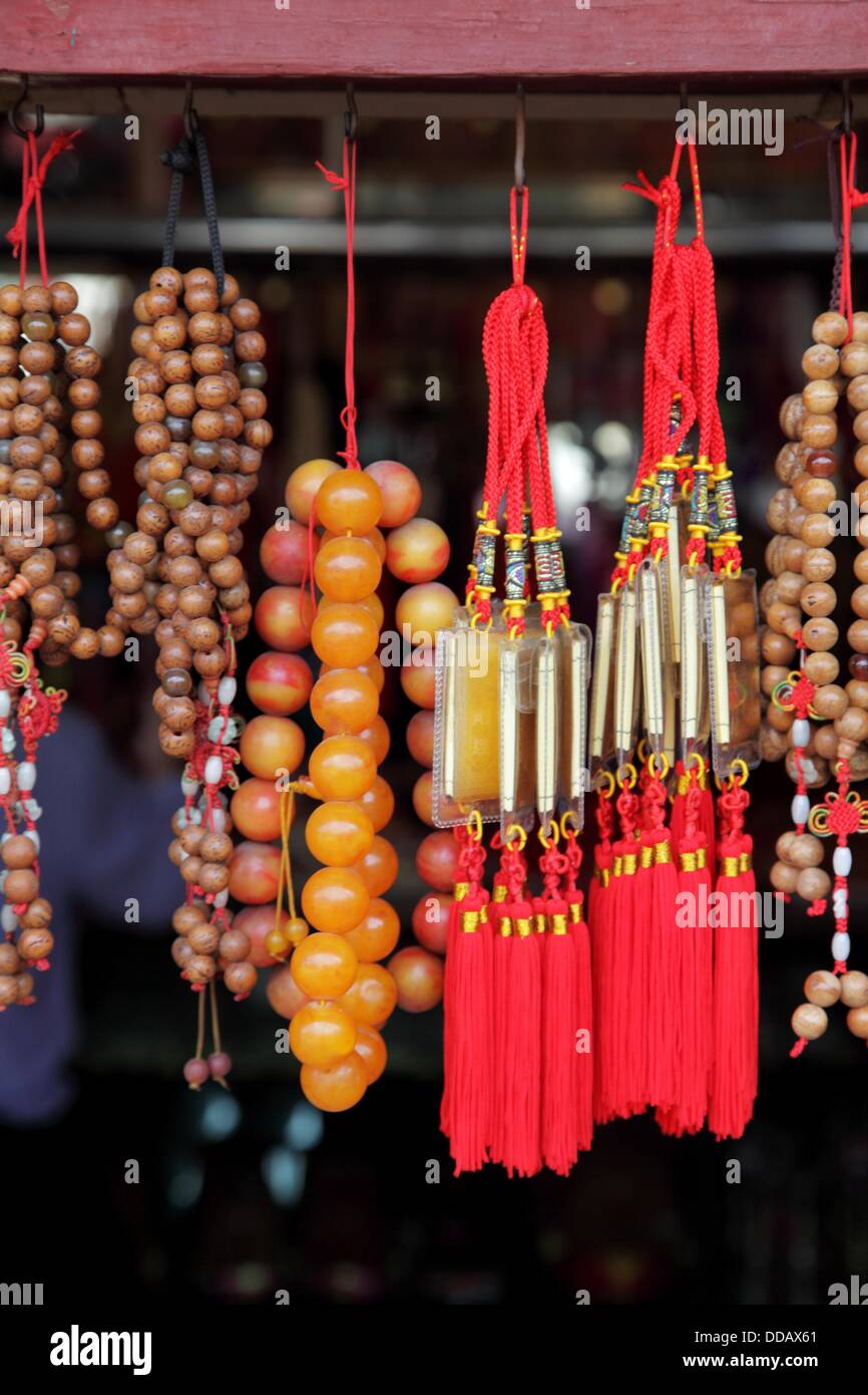 China beads hi-res stock photography and images - Alamy