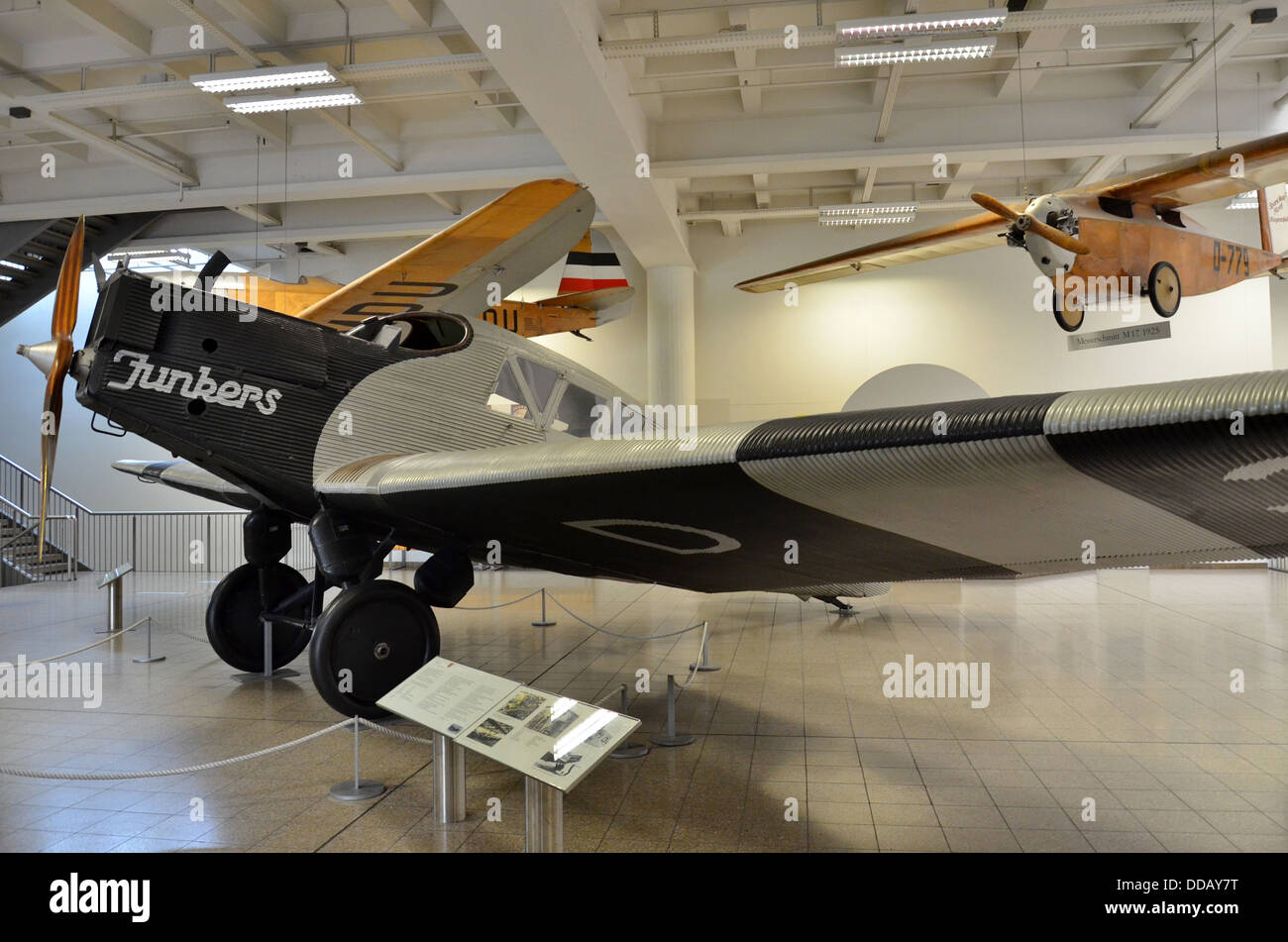 The Deutsches Museum - German Museum of Masterpieces of Science and ...