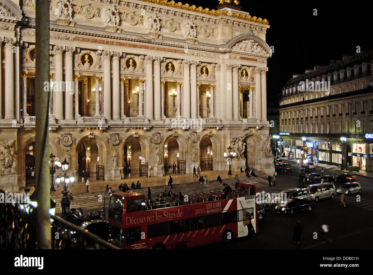 Opera house by night in paris hi-res stock photography and images - Alamy