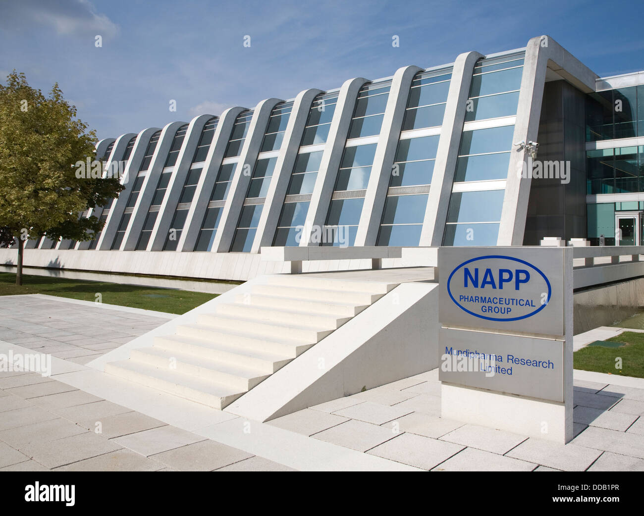 NAPP pharmaceutical group building architect Arthur Erickson at ...