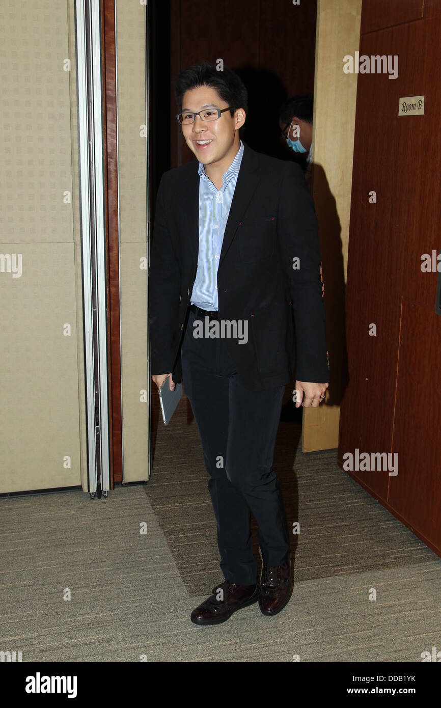 Kenneth Fok holds press conference to show off new baby to media in ...