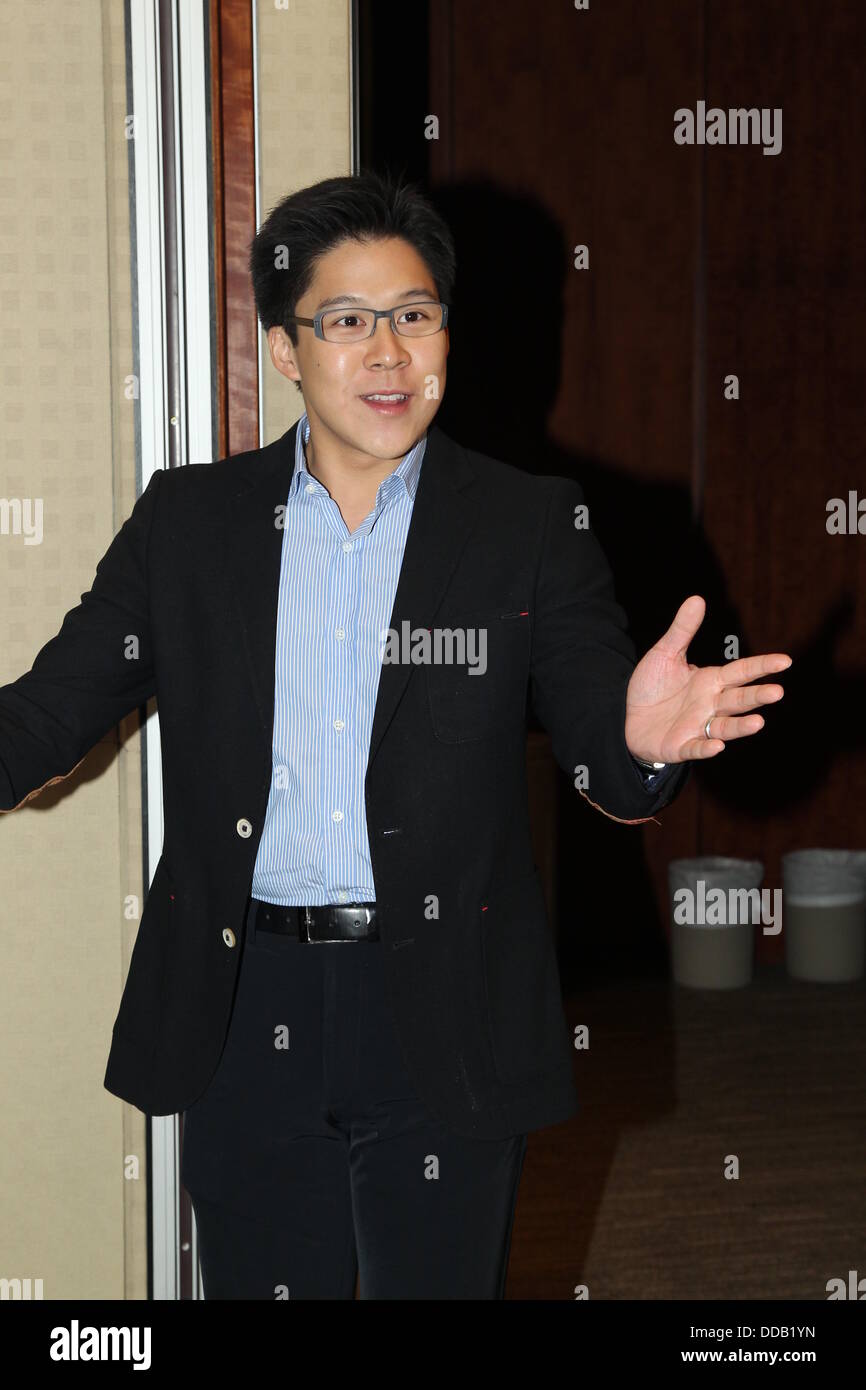 Kenneth Fok holds press conference to show off new baby to media in ...