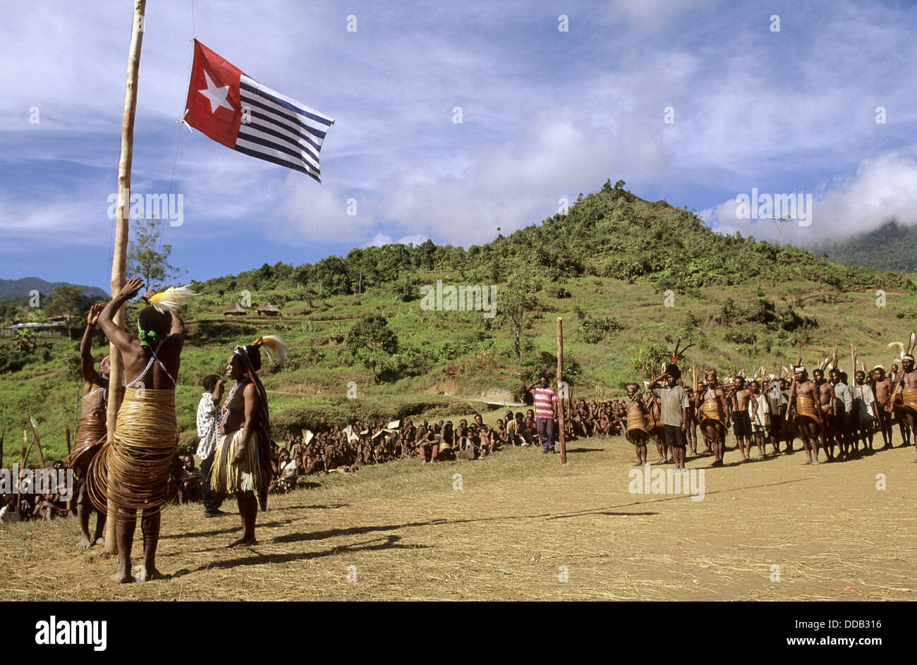 Yali tribe hi-res stock photography and images - Alamy