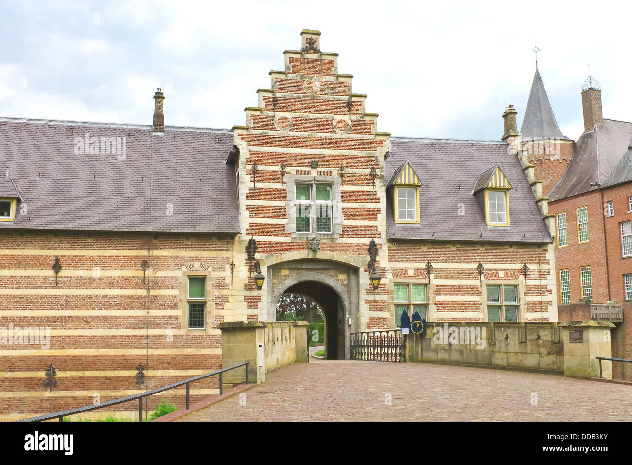 Castle heeswijk architecture hi-res stock photography and images - Alamy