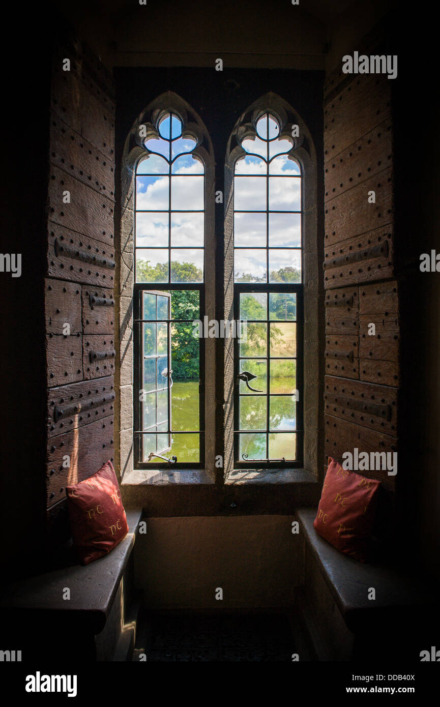 Medieval Window Shutters Stock Photos & Medieval Window Shutters Stock ...