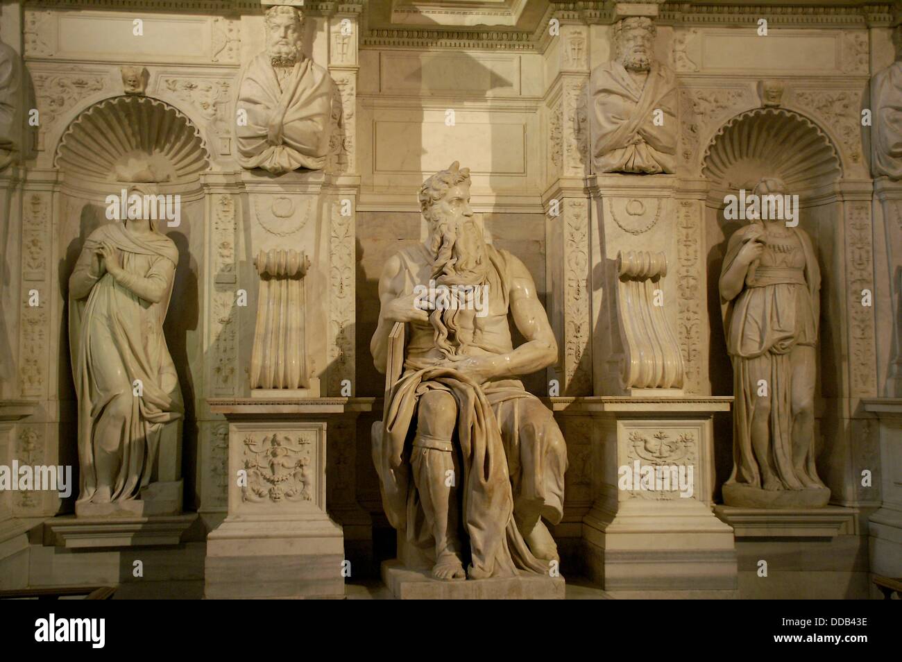 Escultura de michelangelo hi-res stock photography and images - Alamy