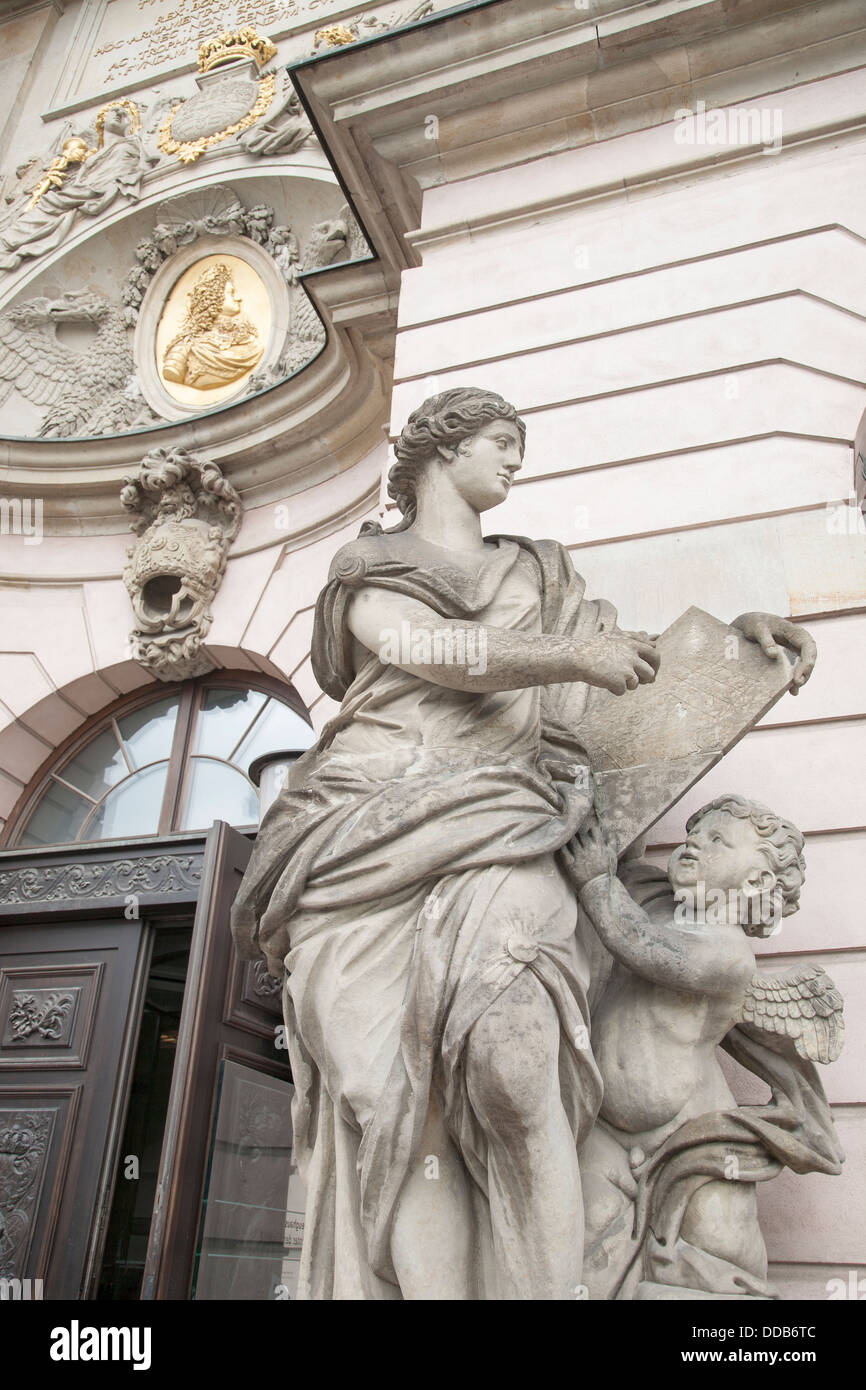 Statue outside Deutches Historisches - German History Museum on Unter ...