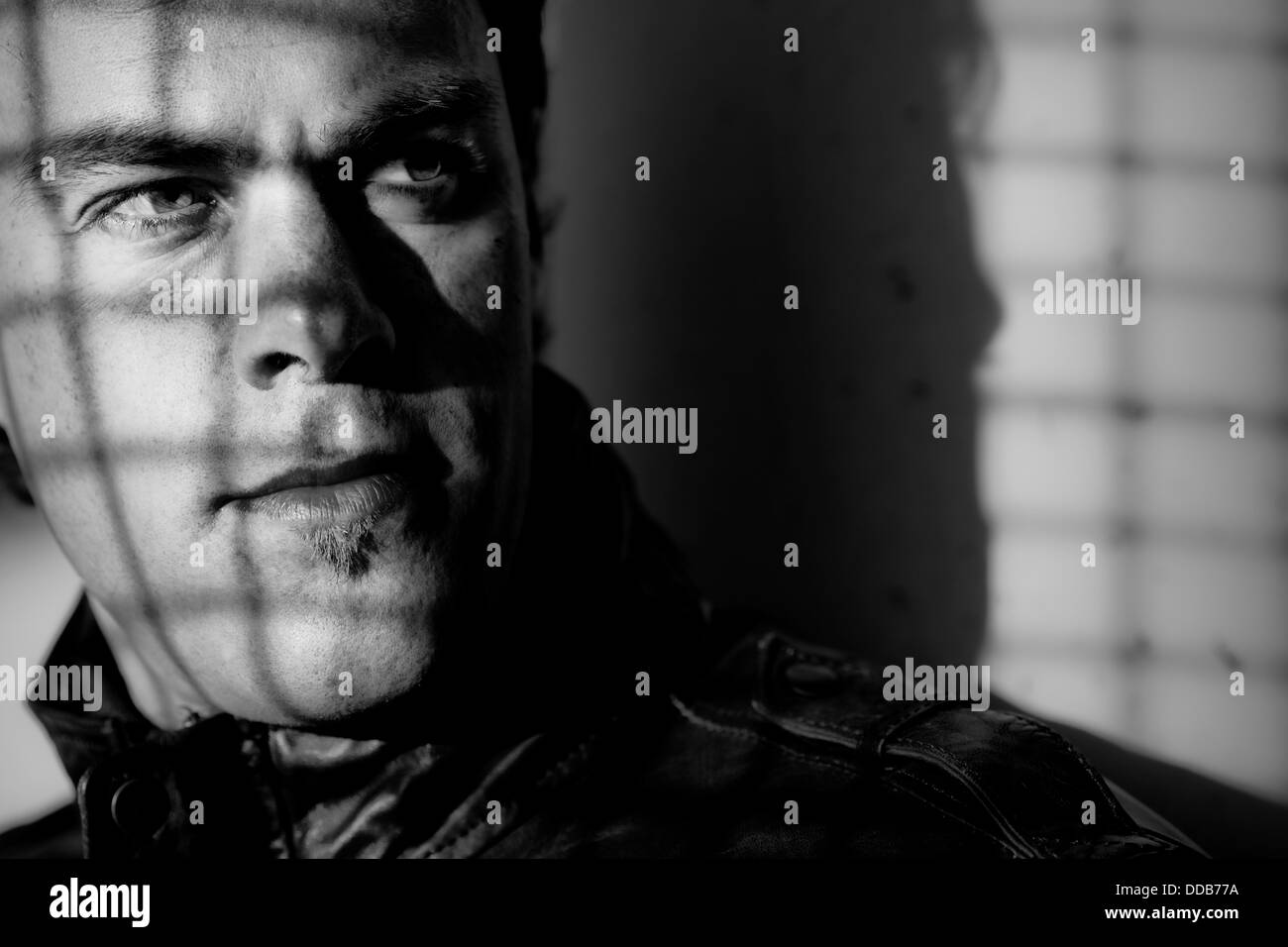 Man pain black white hi-res stock photography and images - Alamy