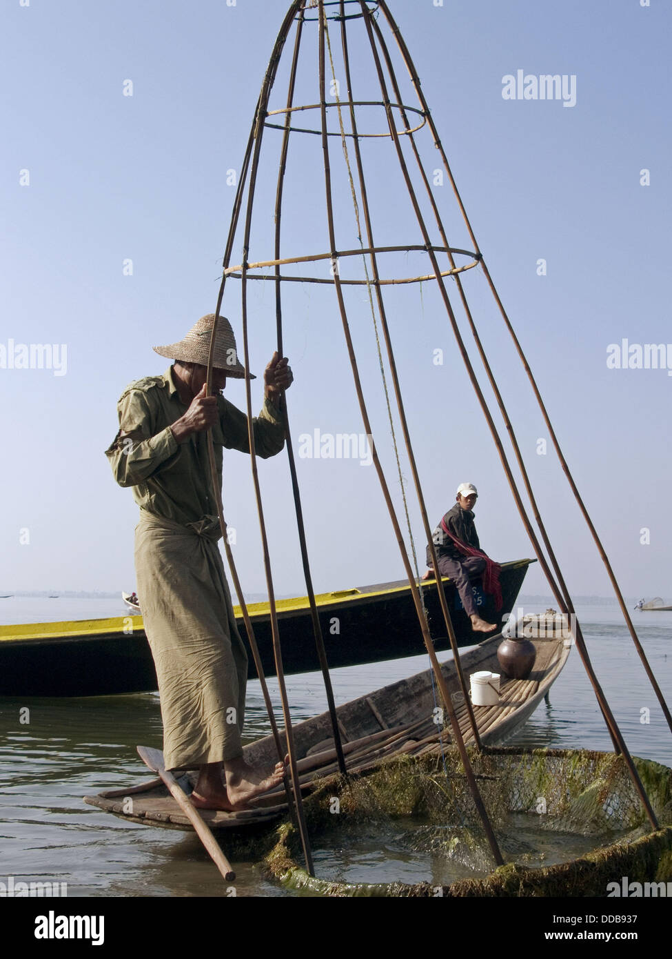 Fishtrap hi-res stock photography and images - Alamy