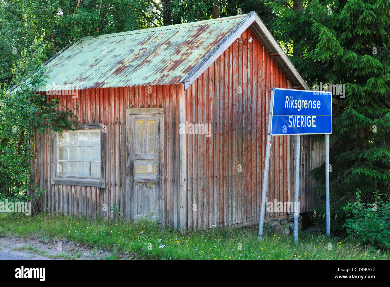 Hut sign hi-res stock photography and images - Alamy