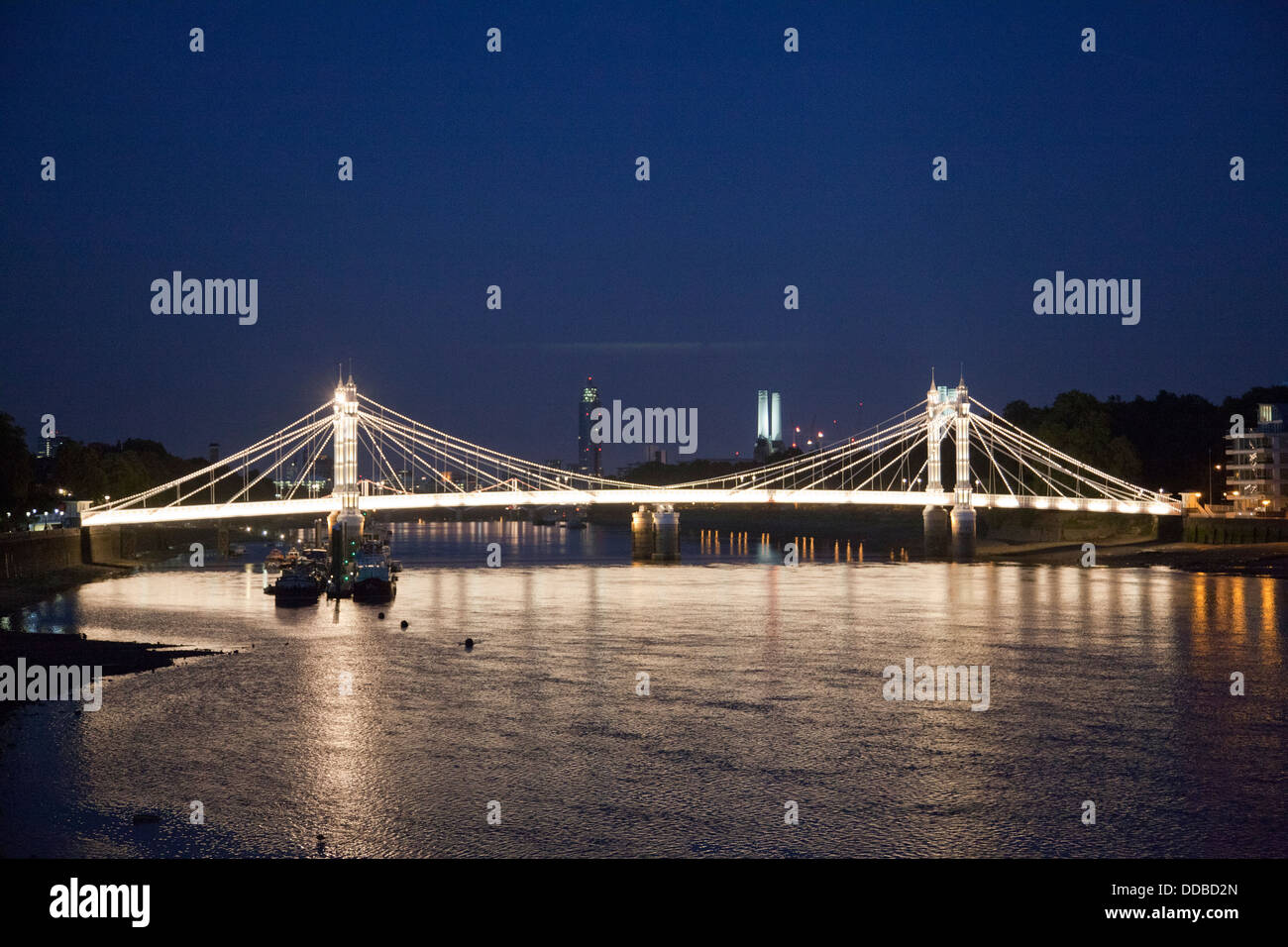 Royal albert bridge hi-res stock photography and images - Alamy
