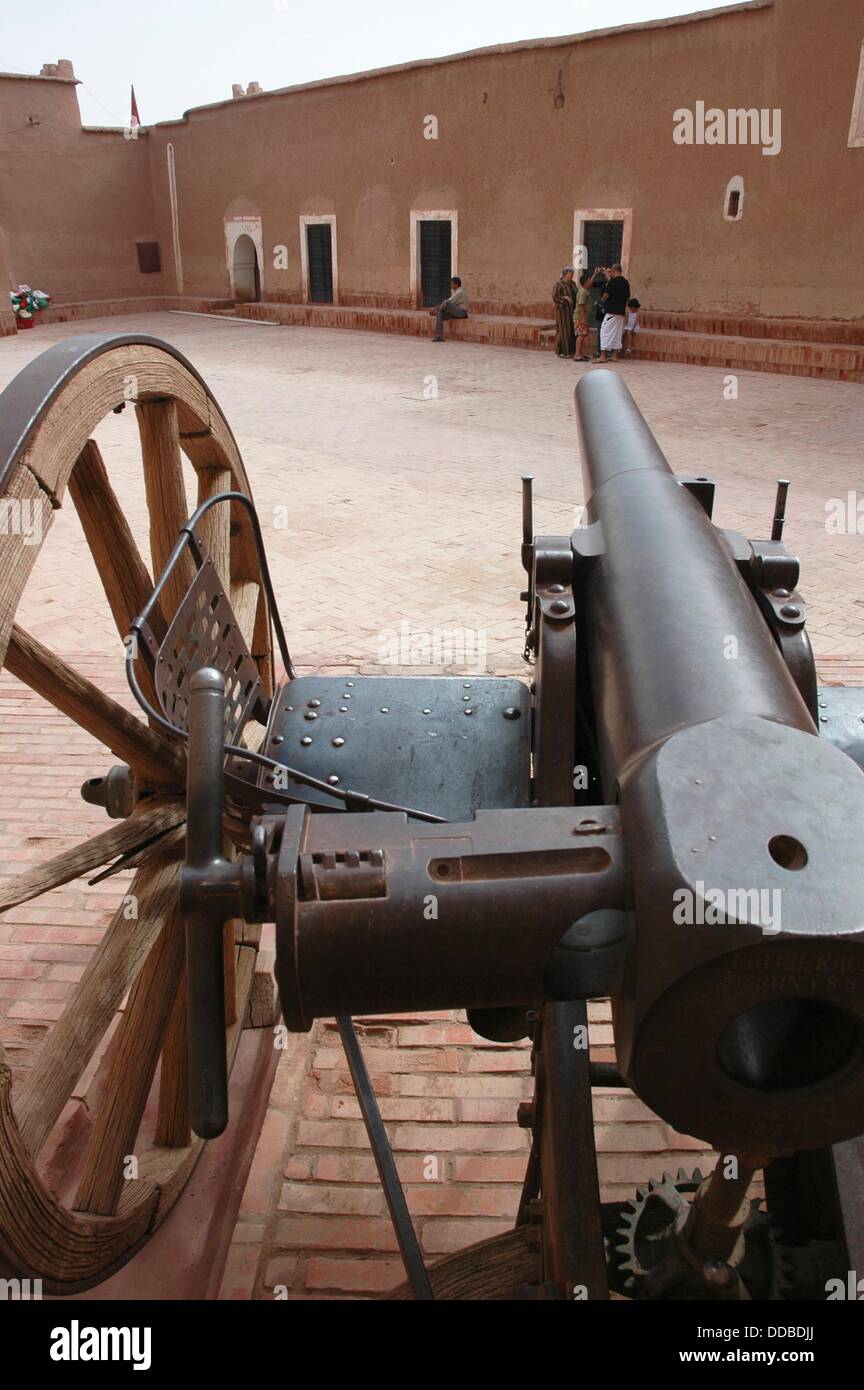 Old cannon in kasbah hi-res stock photography and images - Alamy
