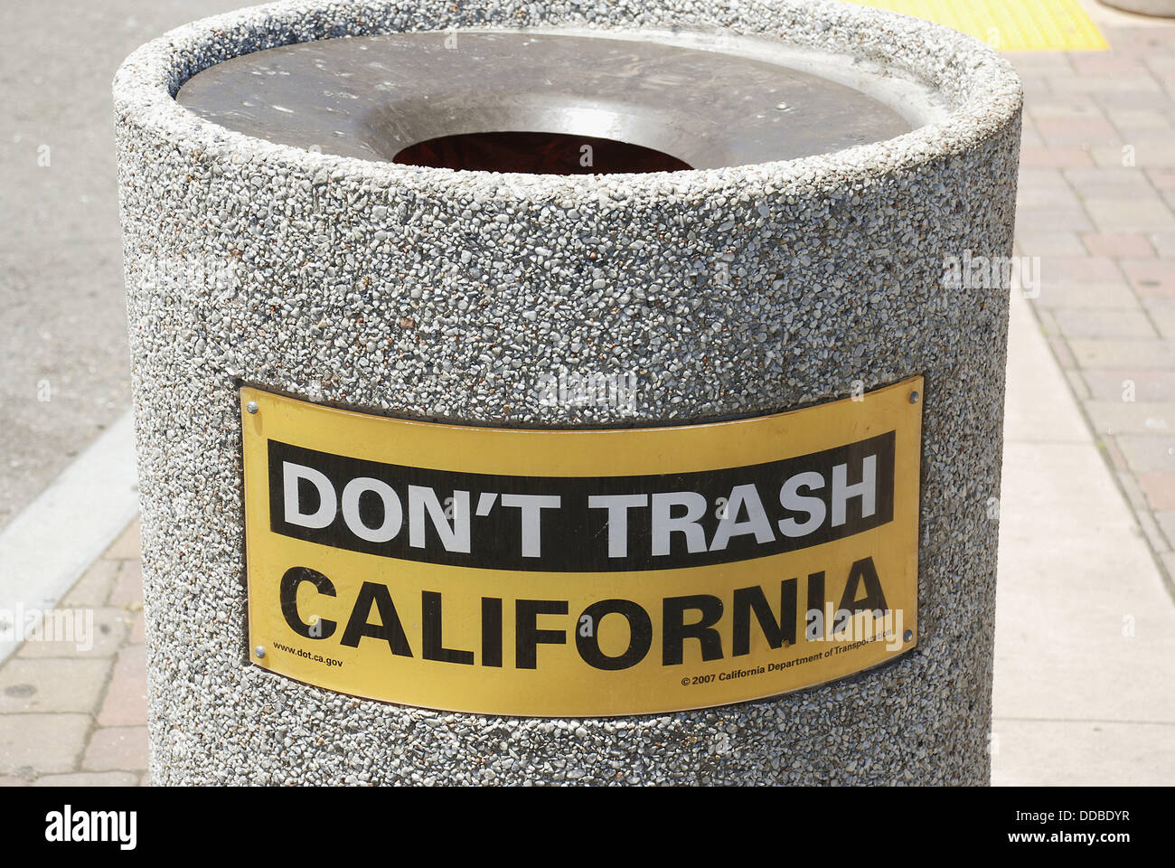 Garbage san francisco hi-res stock photography and images - Alamy