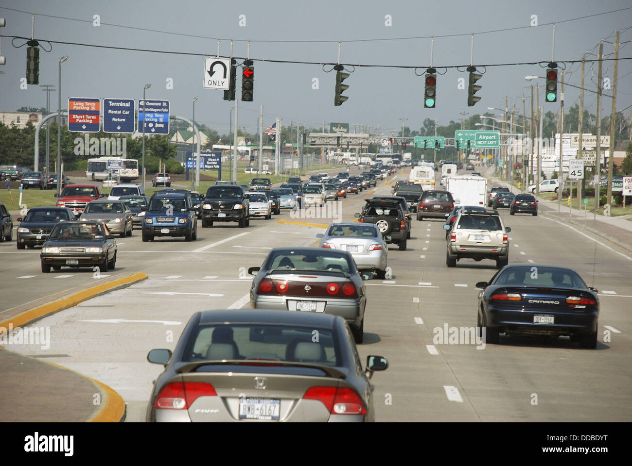 Buffalo NY, USA, traffic along the highway Stock Photo - Alamy