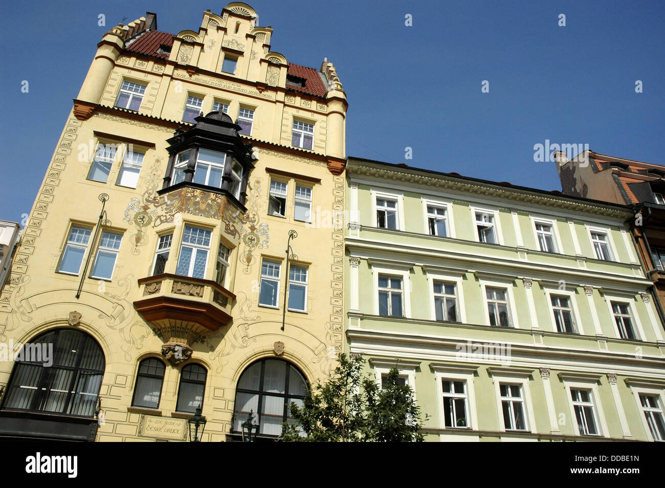 Ovocny trh hi-res stock photography and images - Alamy