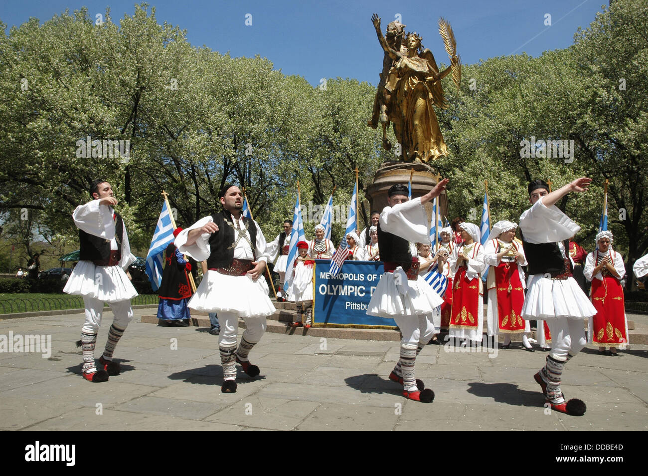 Sirtaki High Resolution Stock Photography and Images - Alamy