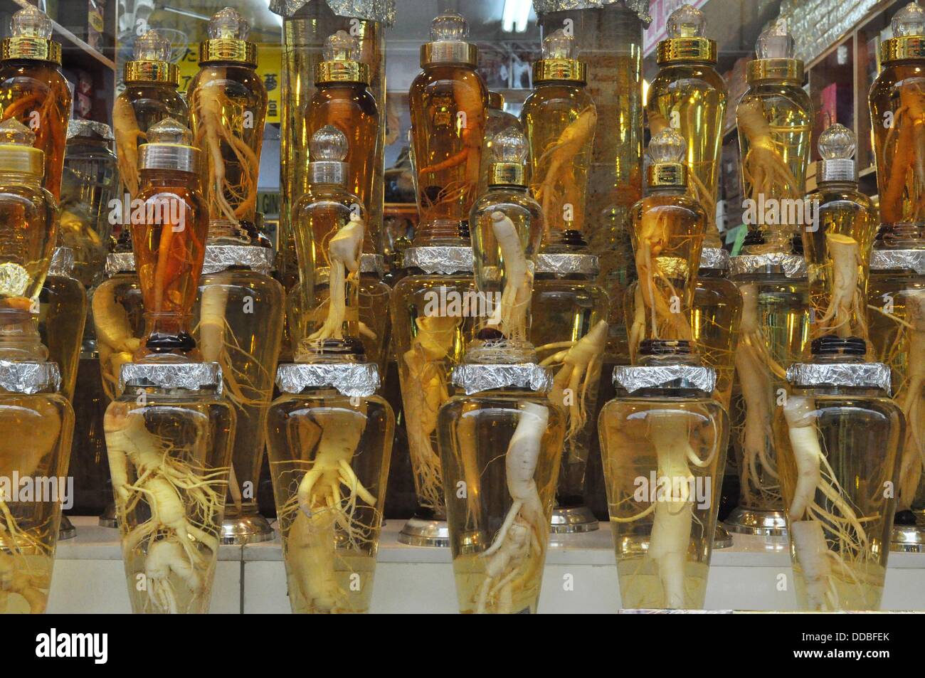 Ginseng Namdaemun Market Seoul South High Resolution Stock Photography ...