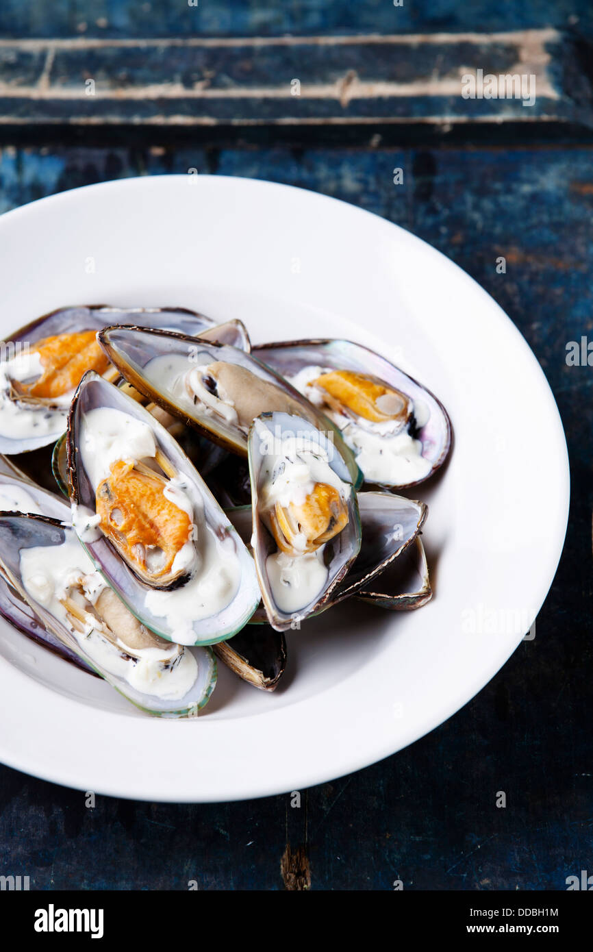 Prepared mussels hi-res stock photography and images - Alamy