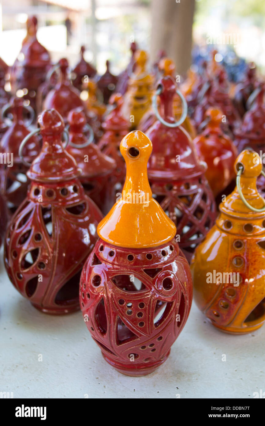 Ceramic gifts in tourist shop hi-res stock photography and images - Alamy