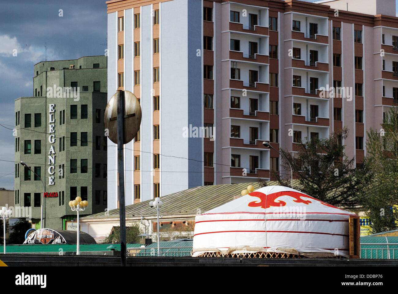 Mongolia ulan bator downtown hi-res stock photography and images - Alamy