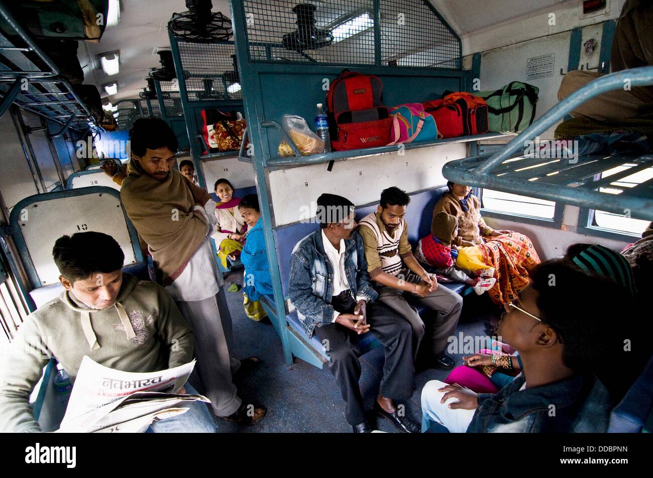 People on train in india hi-res stock photography and images - Alamy