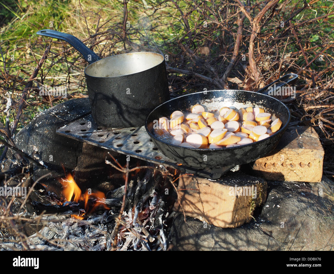 Frying pan blaze hi-res stock photography and images - Alamy