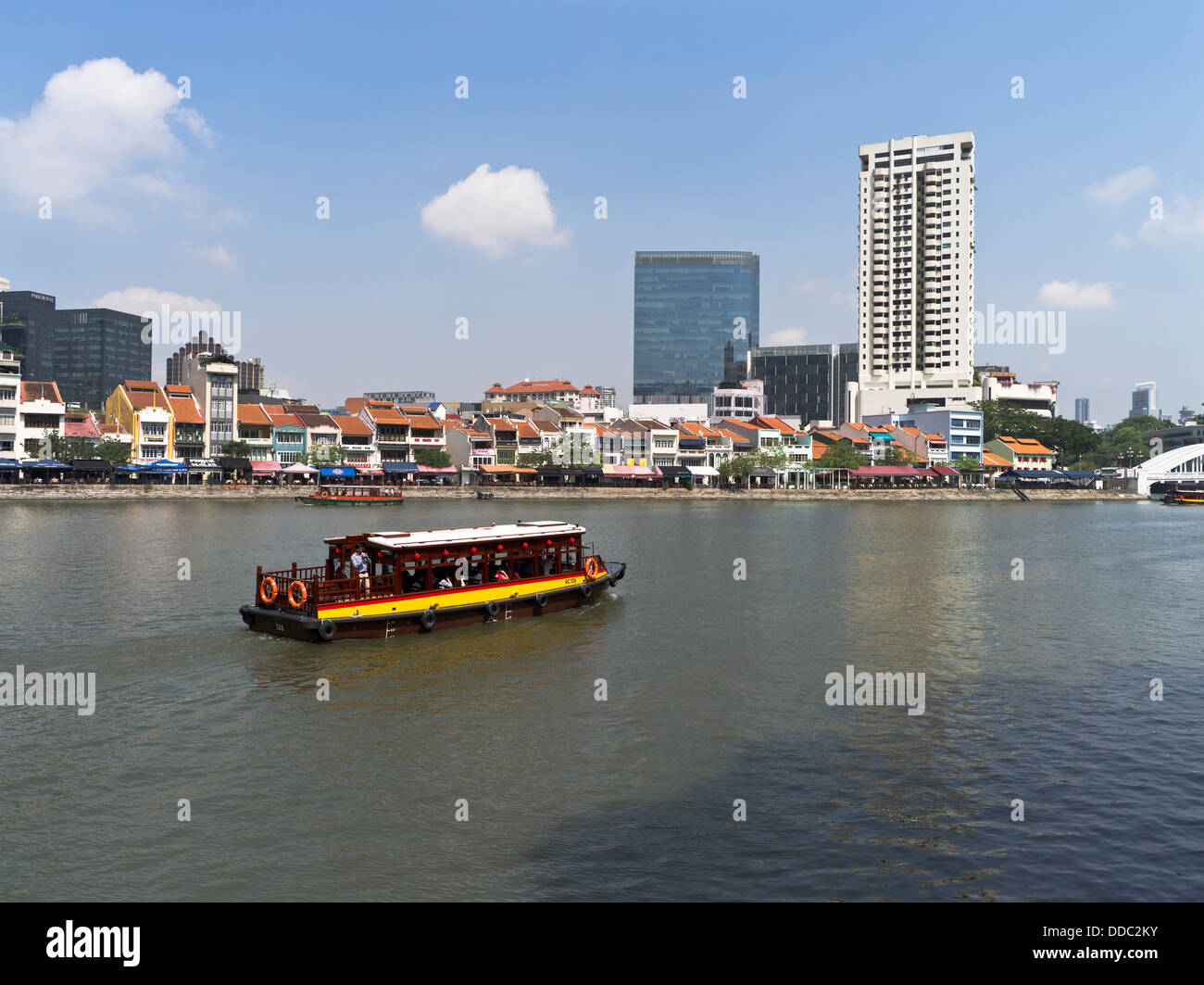 dh Singapore River NORTH BOAT QUAY SINGAPORE Bumboat cruise tours ...