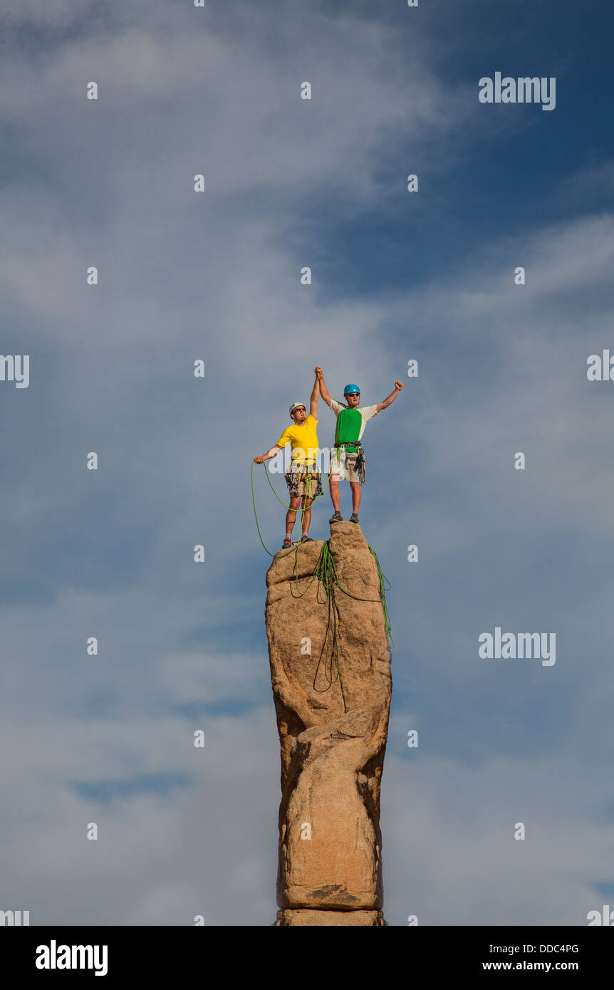 Summit, success, team hi-res stock photography and images - Alamy