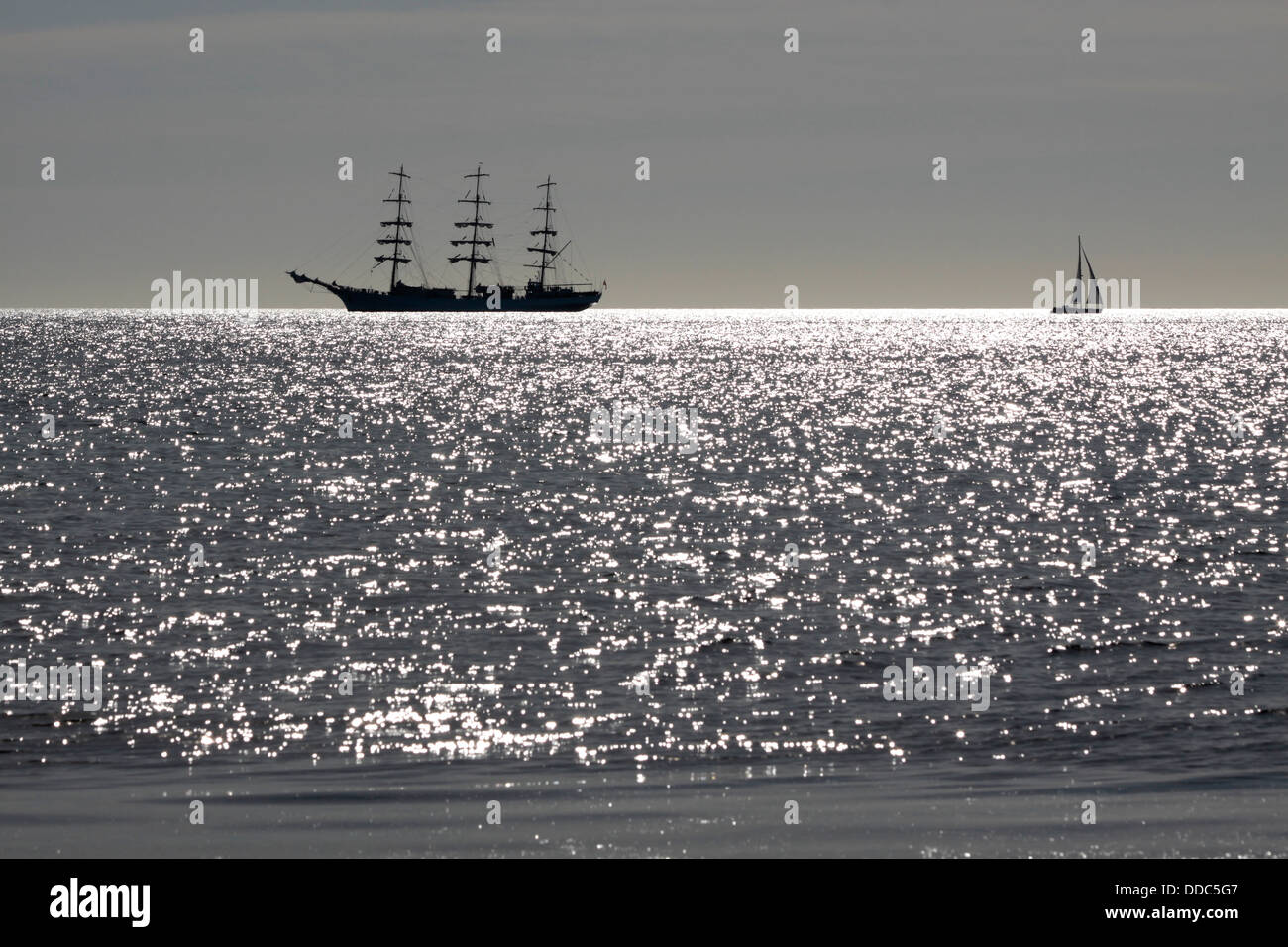 Coastal clipper hi-res stock photography and images - Alamy